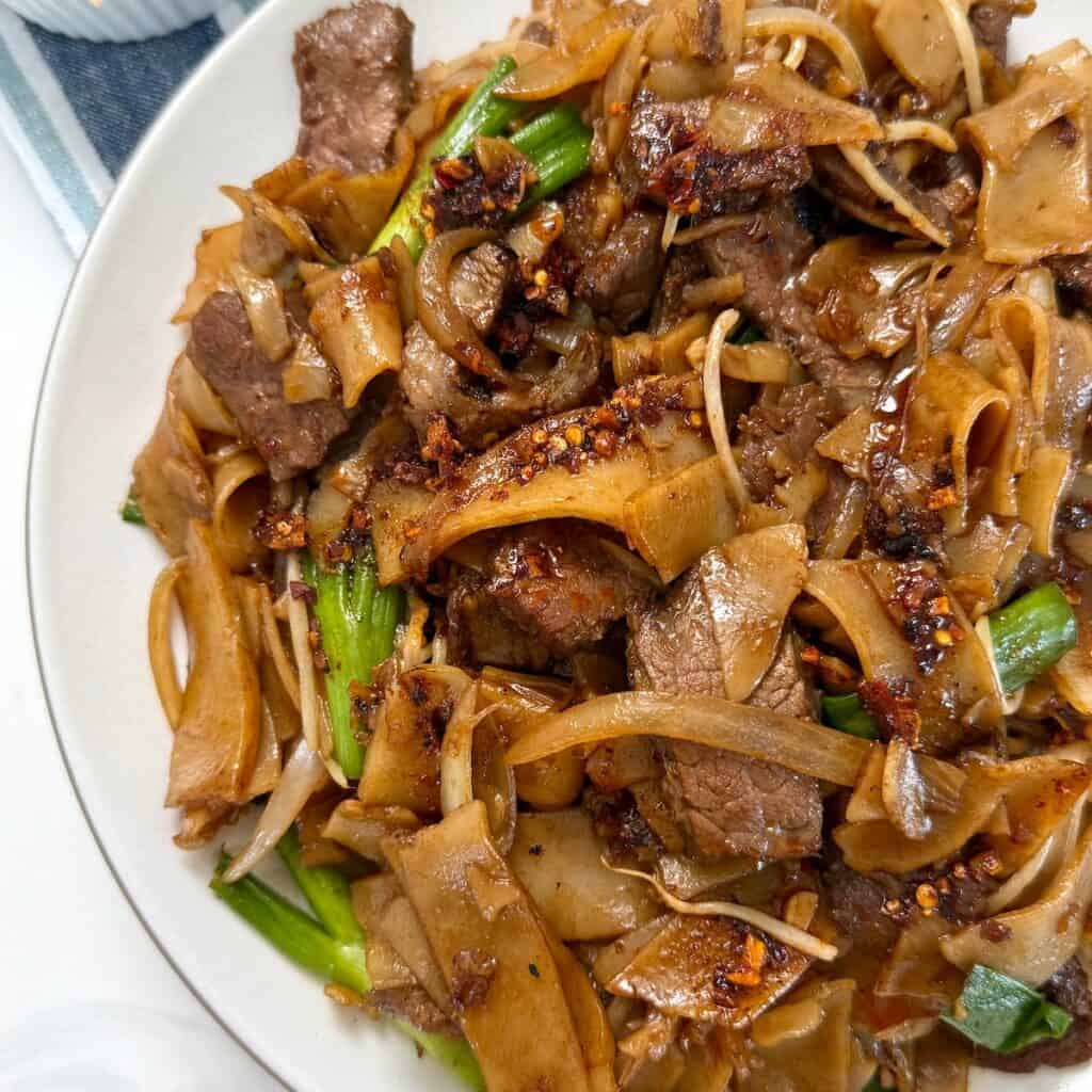 Beef Chow Fun (Beef Ho Fun) - A Family Recipe!