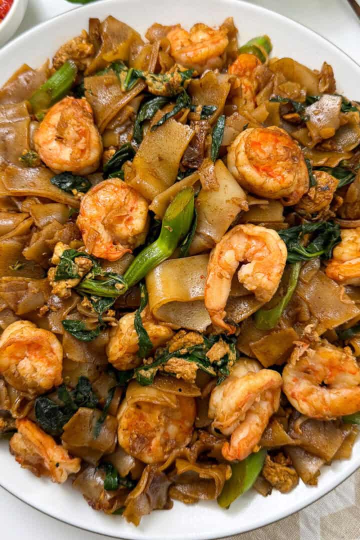 Pad See Ew (Thai Stir Fried Noodles) - Easy Recipe! - Herman at Home